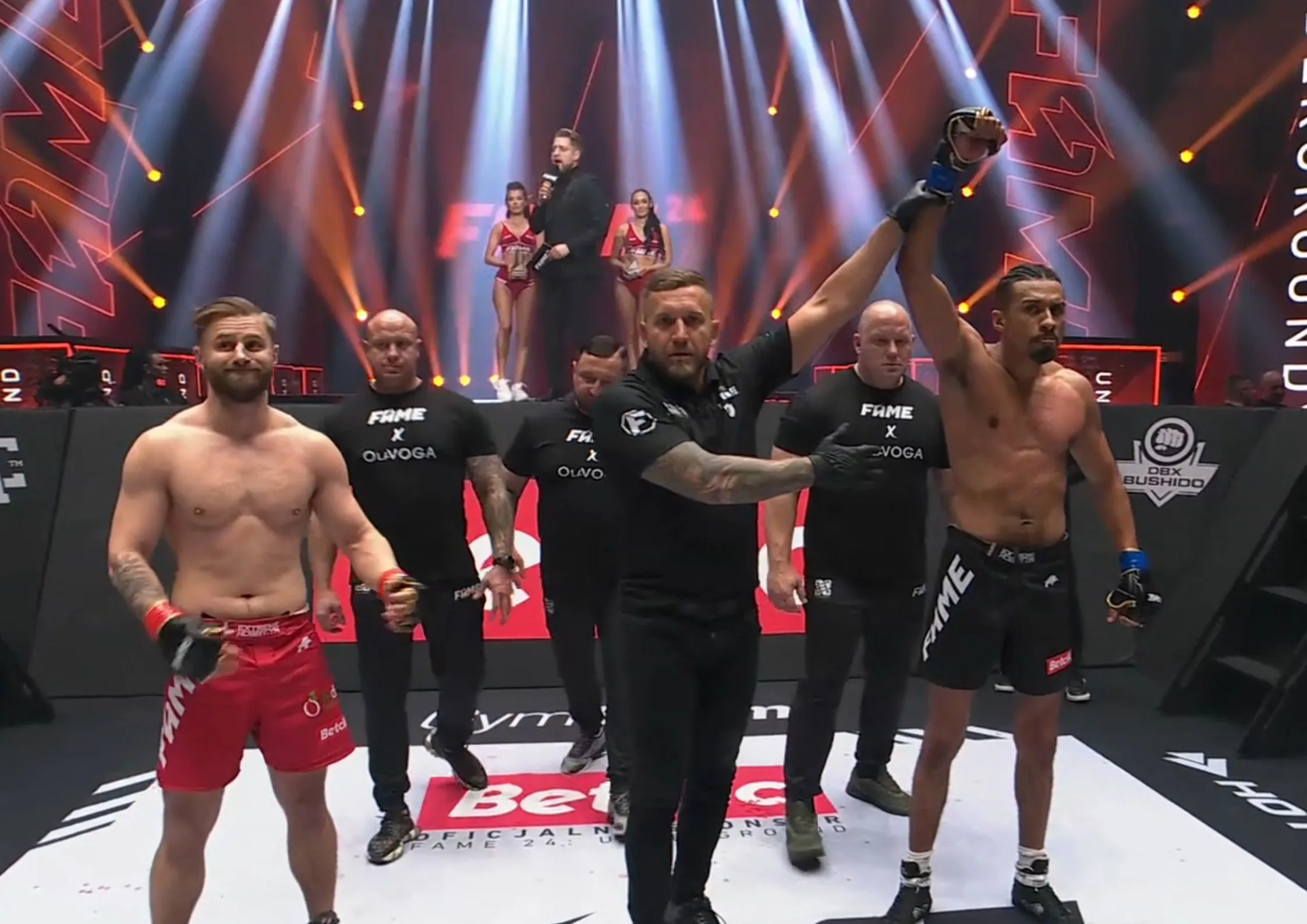 FAME 24: Ferrari obalił w boksie! Josef Bratan wygrywa przez ...